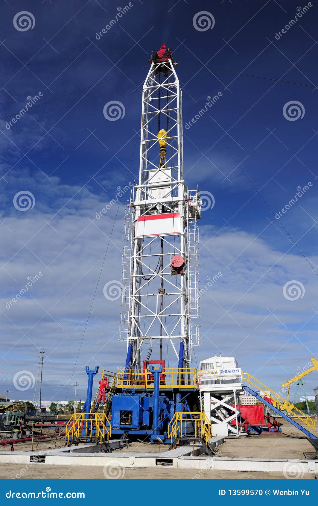 Drilling Tower Royalty-Free Stock Image | CartoonDealer.com #20531848