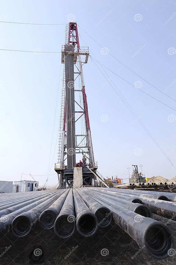 Drilling tower stock image. Image of rack, derrick, oilfield - 13671459