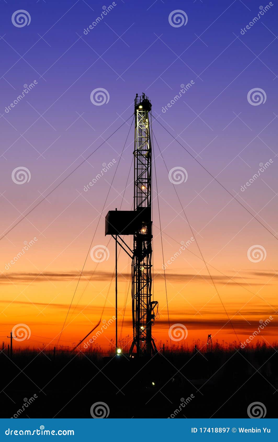 Drilling tower stock image. Image of land, fuel, backlight - 17418897
