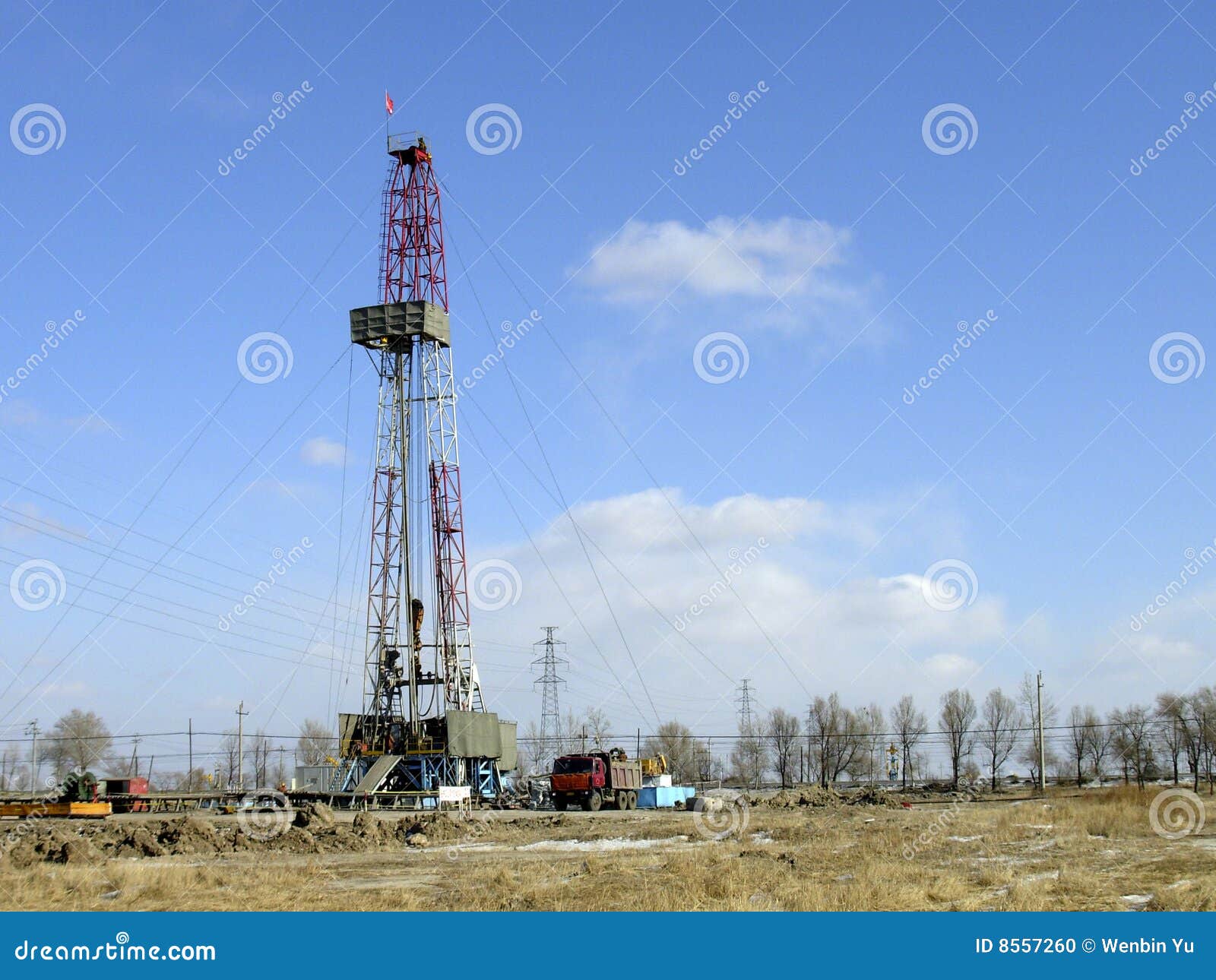 Drilling tower stock photo. Image of mast, tower, pump - 8557260