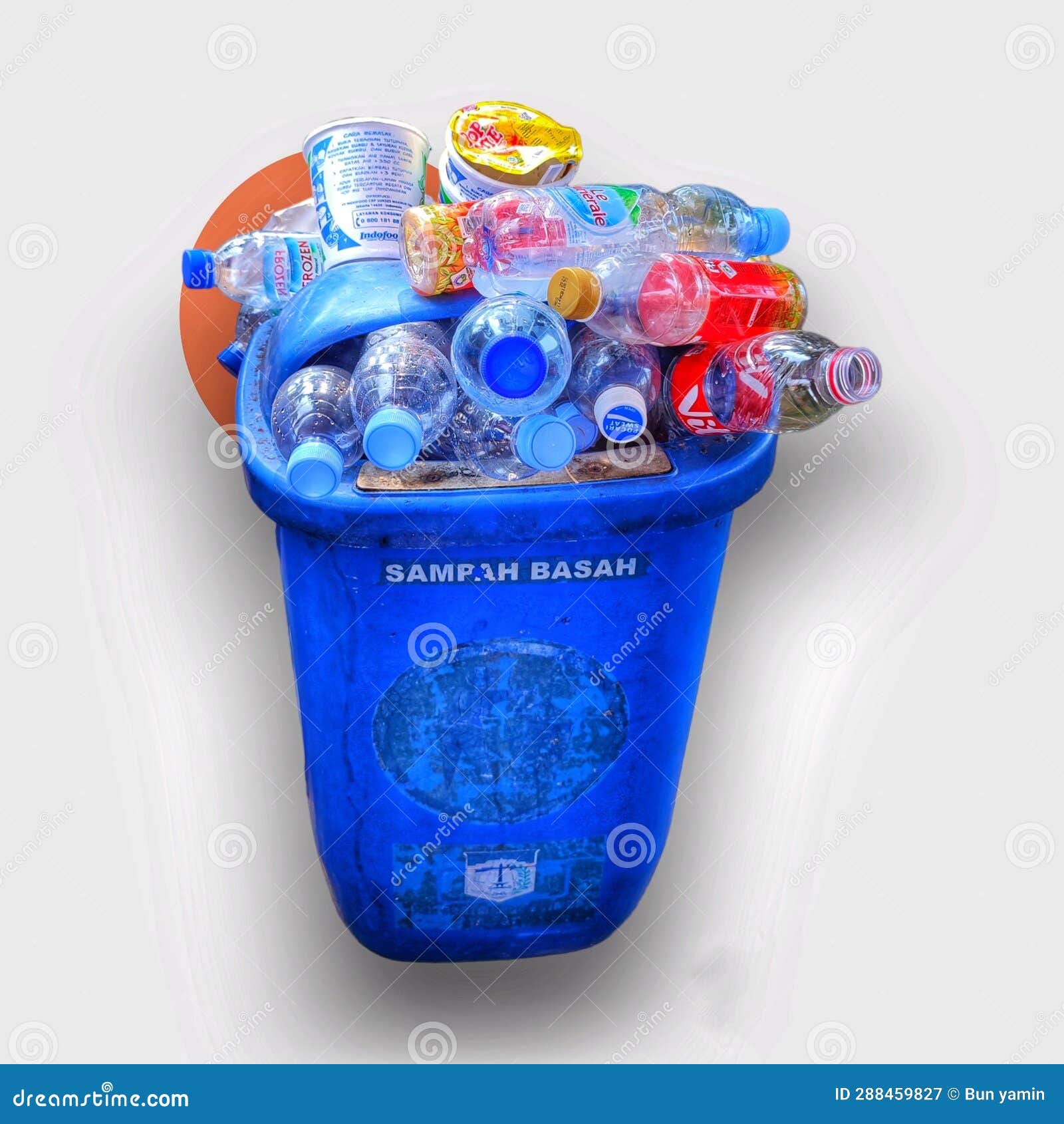 Drinking Bottles that Can Be Recycled Stock Image - Image of recycled ...