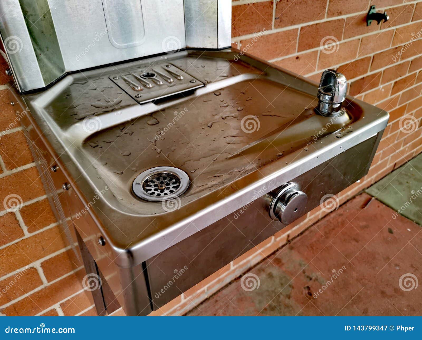 Drinking Fountain at School Stock Image - Image of fountain, drinking ...