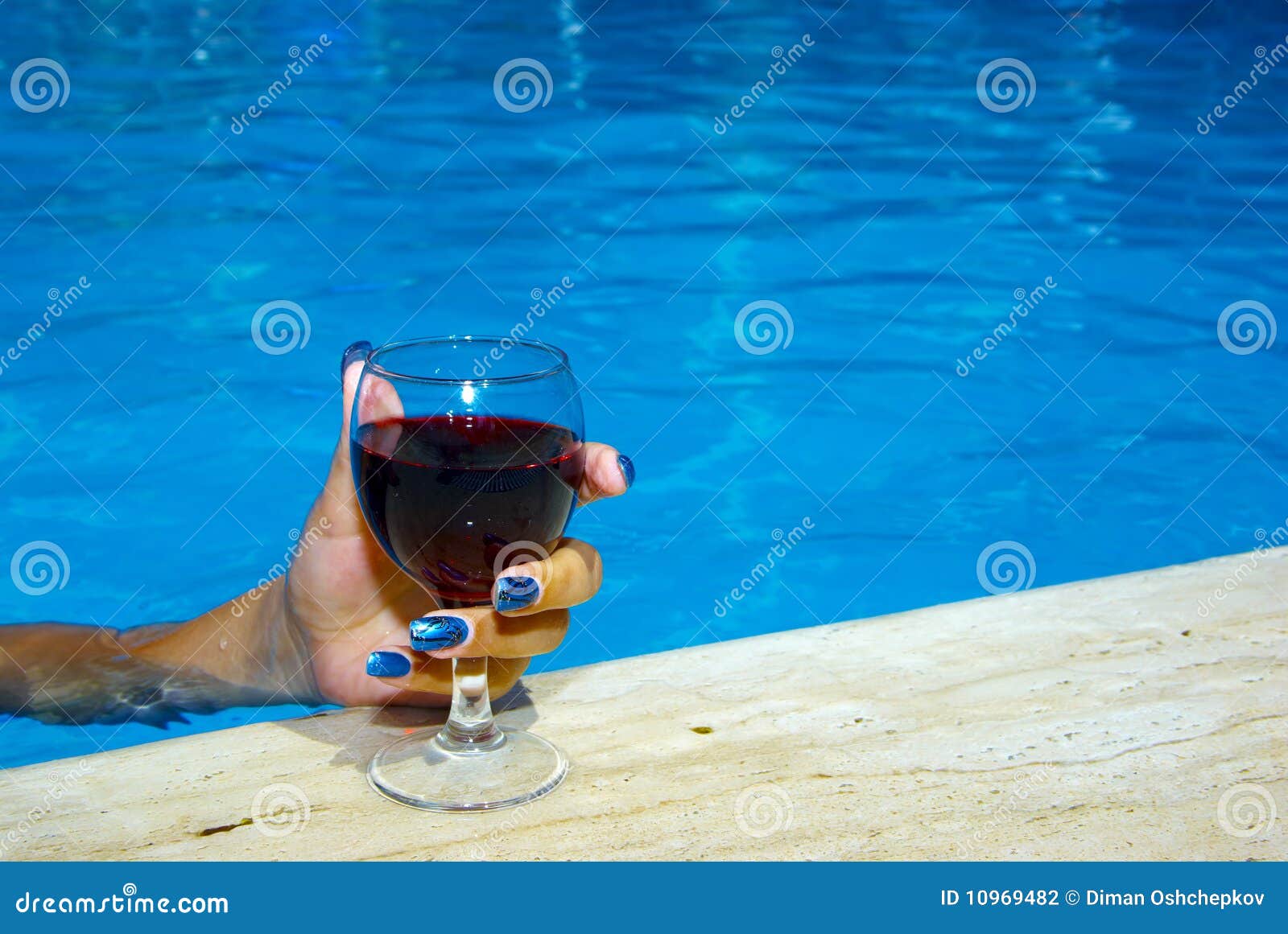 Drinking wine in the pool stock photo. Image of idyllic - 10969482