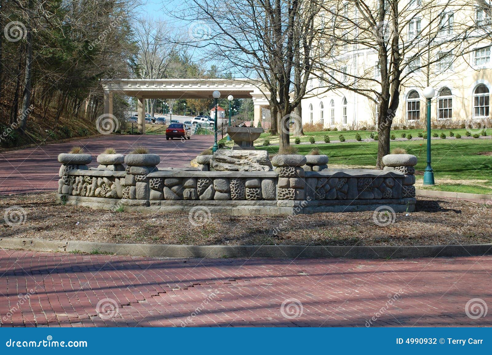 Drive Leading To Luxury Hotel Stock Photo - Image of driveway ...