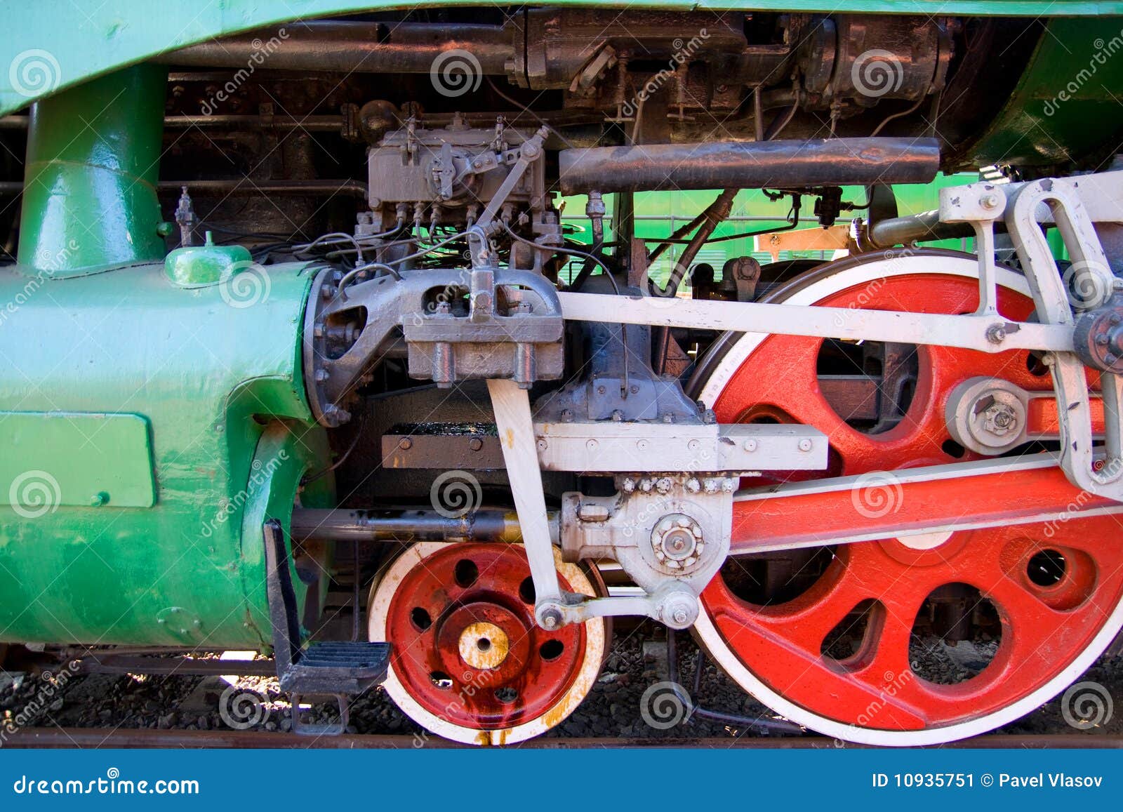 Driving-wheel stock image. Image of classic, fashioned - 10935751