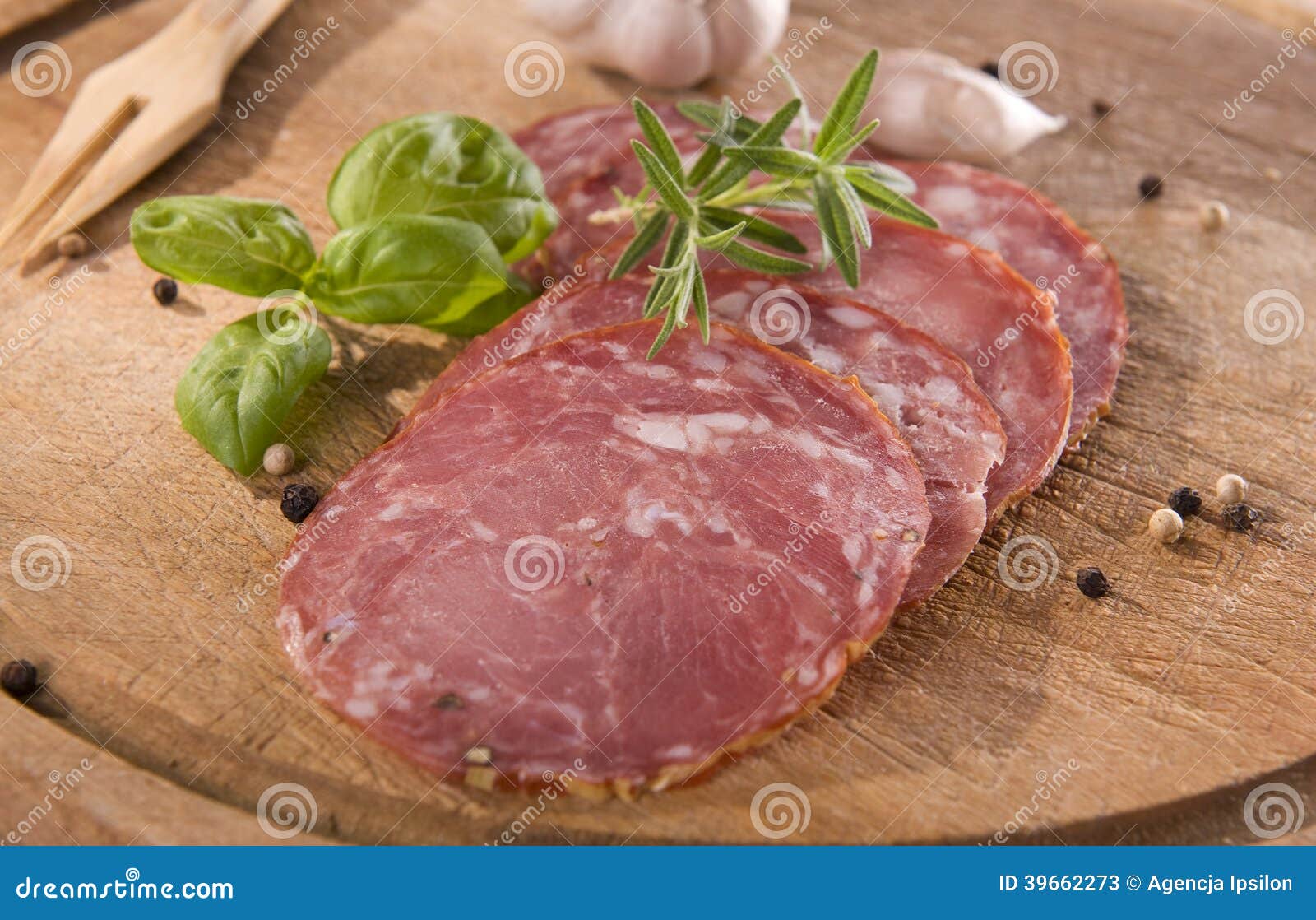 Droge worst stock afbeelding. Image of smakelijk, droog - 39662273