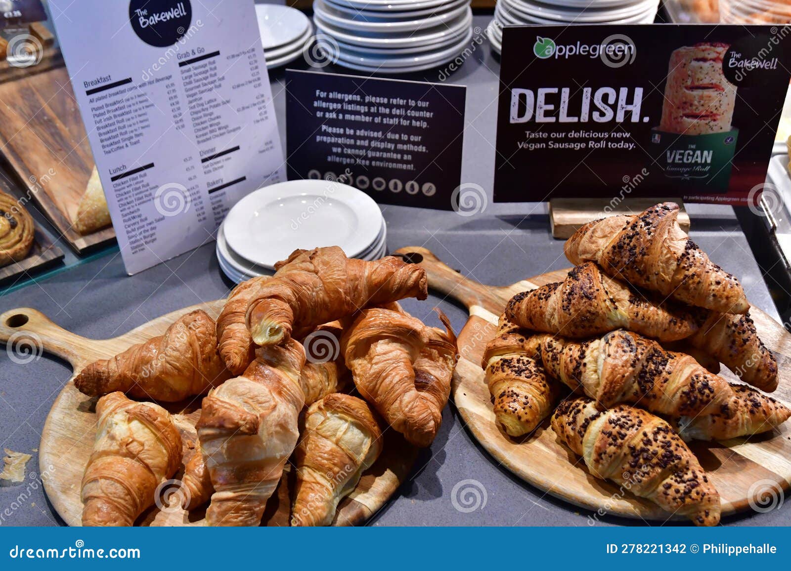 Drogheda Ireland - September 15 2022 : Service Station Editorial ...