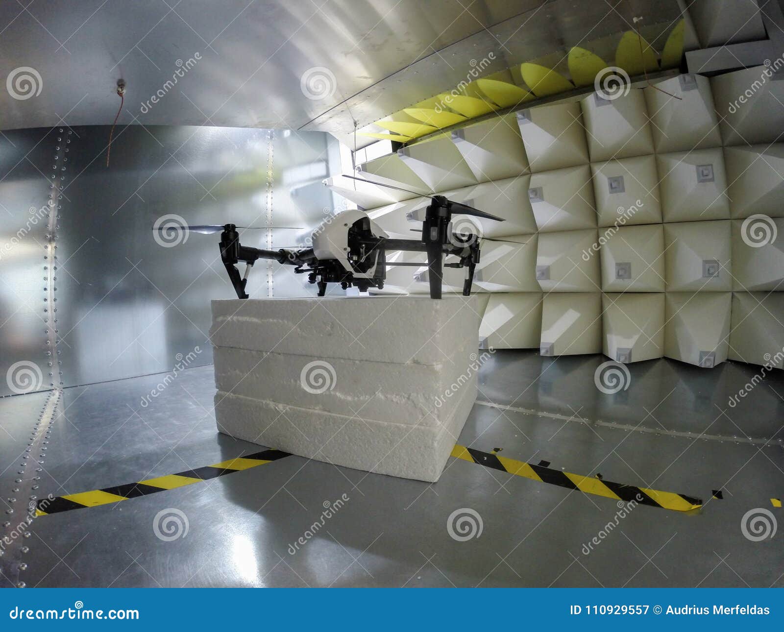 Drone Electromagnetic Compatibility EMC Test in GTEM Cell Stock Image ...