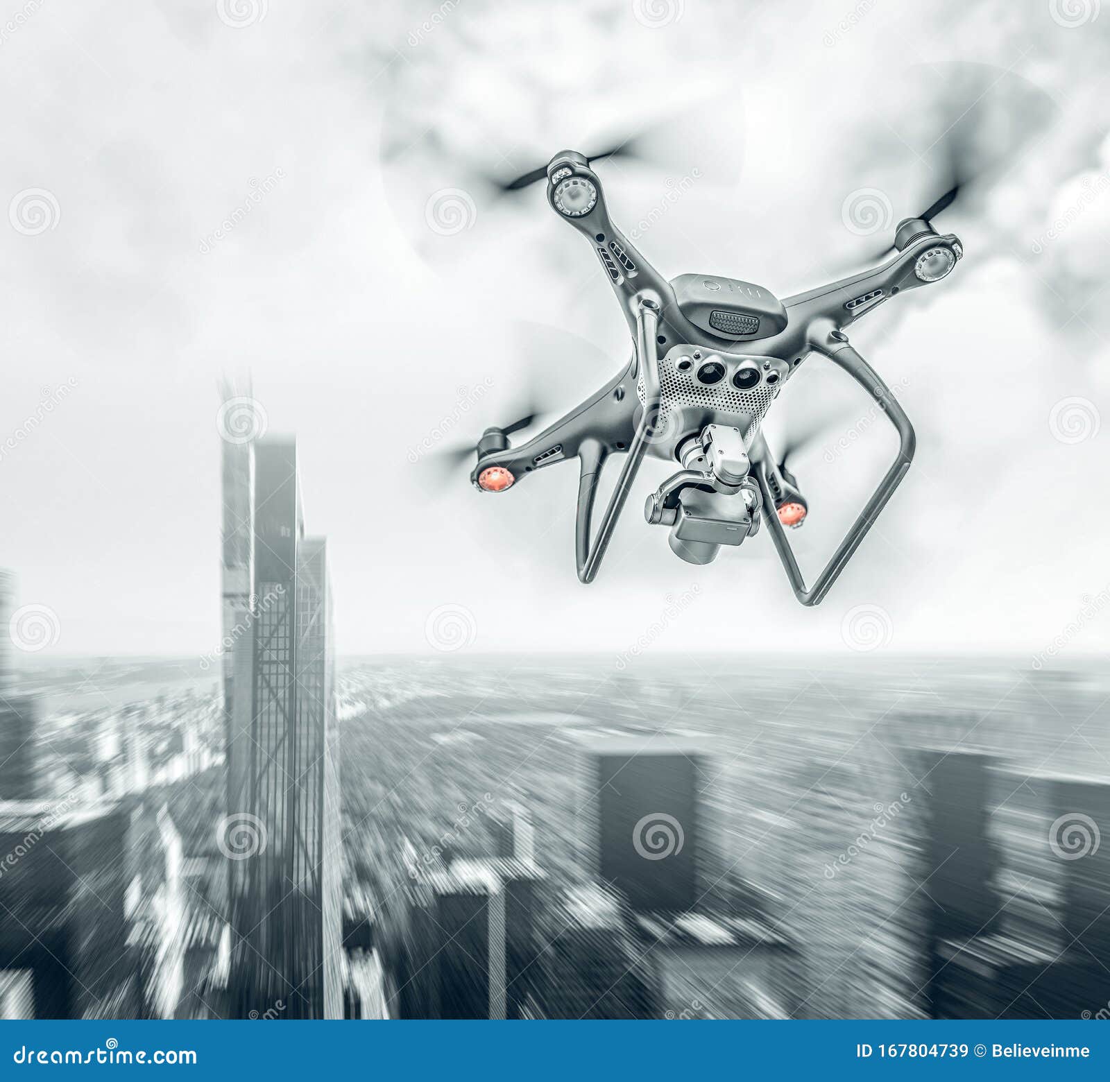 Drones Volando En La Gran Ciudad Imagen de archivo - Imagen de céntrico ...