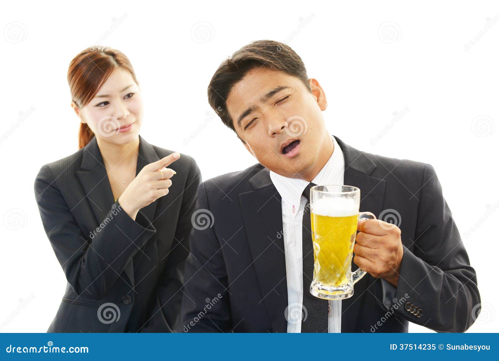 Dronken man en vrouw stock afbeelding. Image of versheid - 37514235