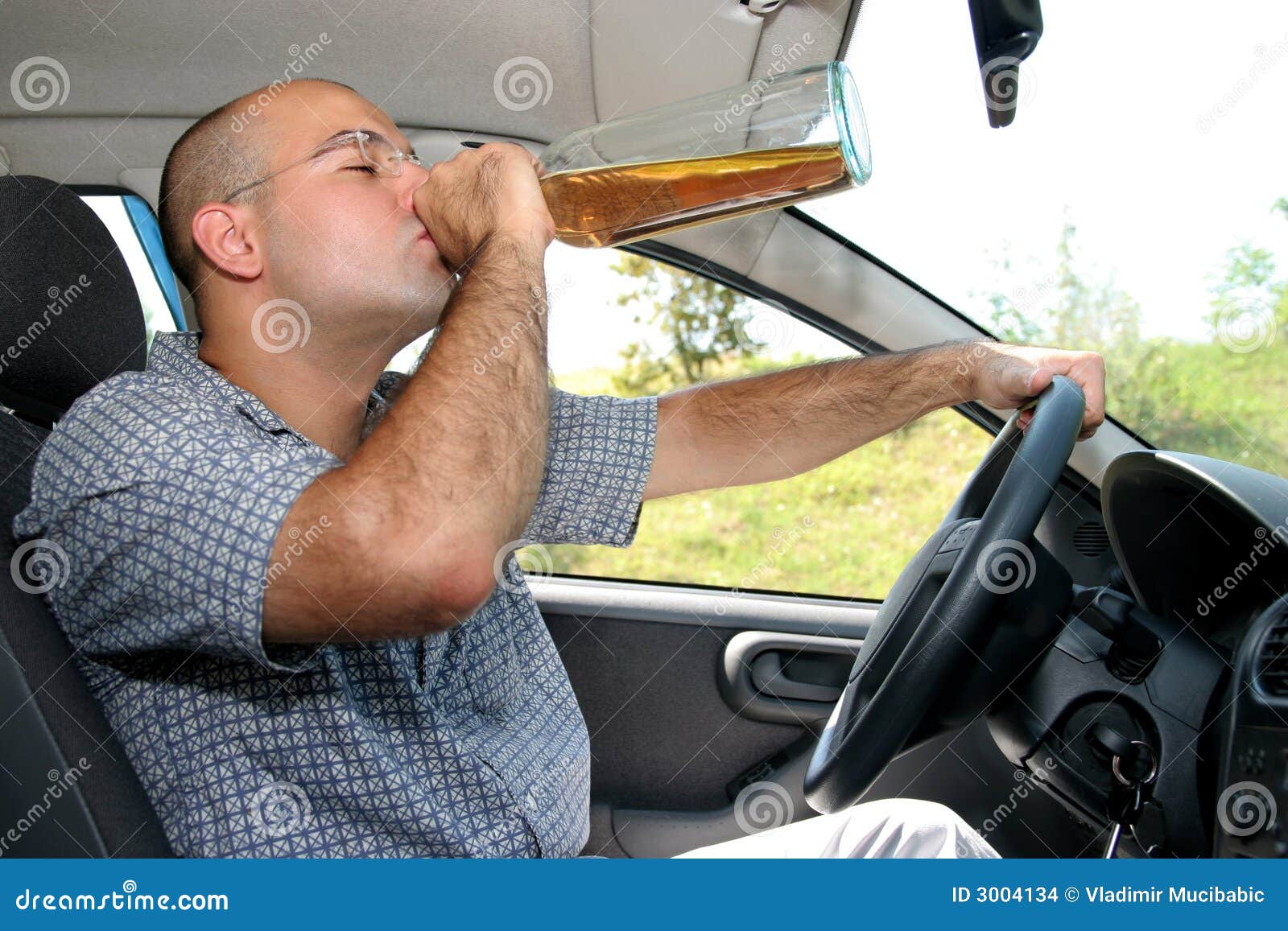 Dronken Mens in Bestuurders Stock Foto - Image of rechtvaardigheid ...