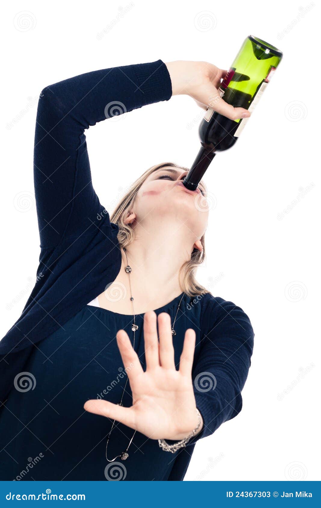 Dronken Vrouw Het Drinken Wijn En Gesturing Einde Stock Afbeelding ...