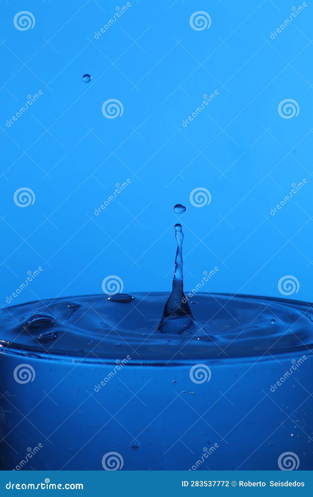 Drop of Blue Water Splashing Stock Photo - Image of liquid, blue: 283537772