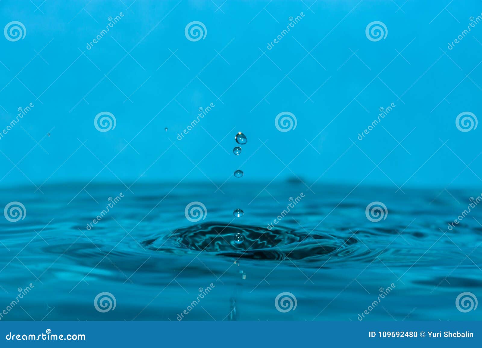 Drop of clean water stock photo. Image of drops, crown - 109692480