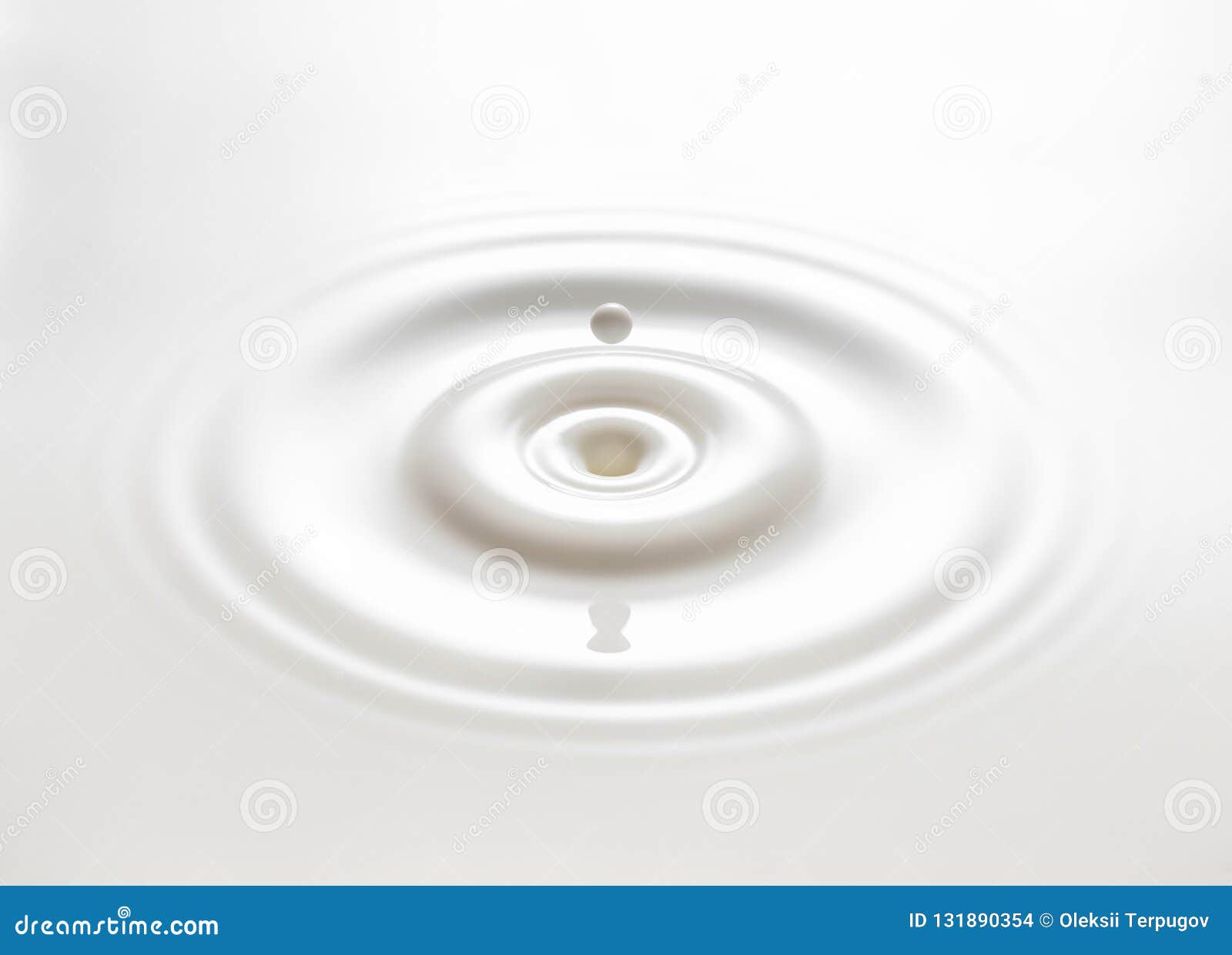 Drop Created Splash with Circle Ripple Stock Photo - Image of pouring ...