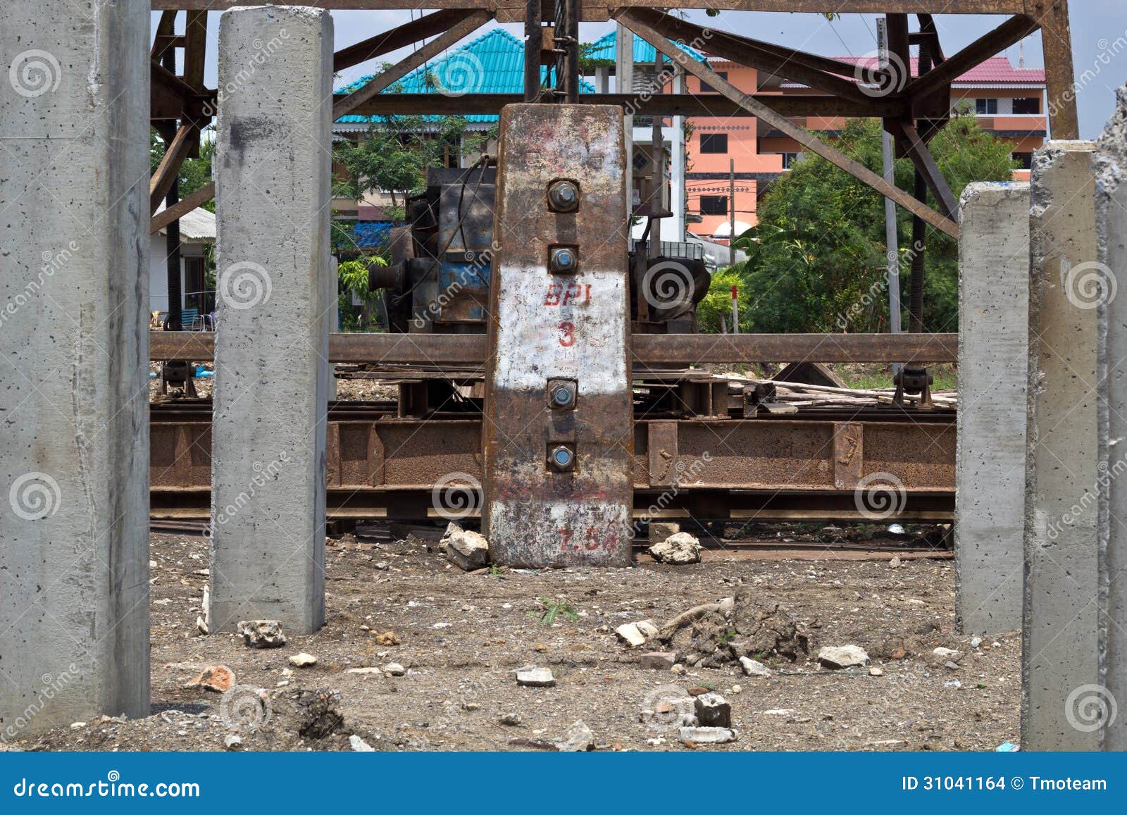Drop Hammer While Working On Driving Piles, Diesel Hammer Strikes A ...