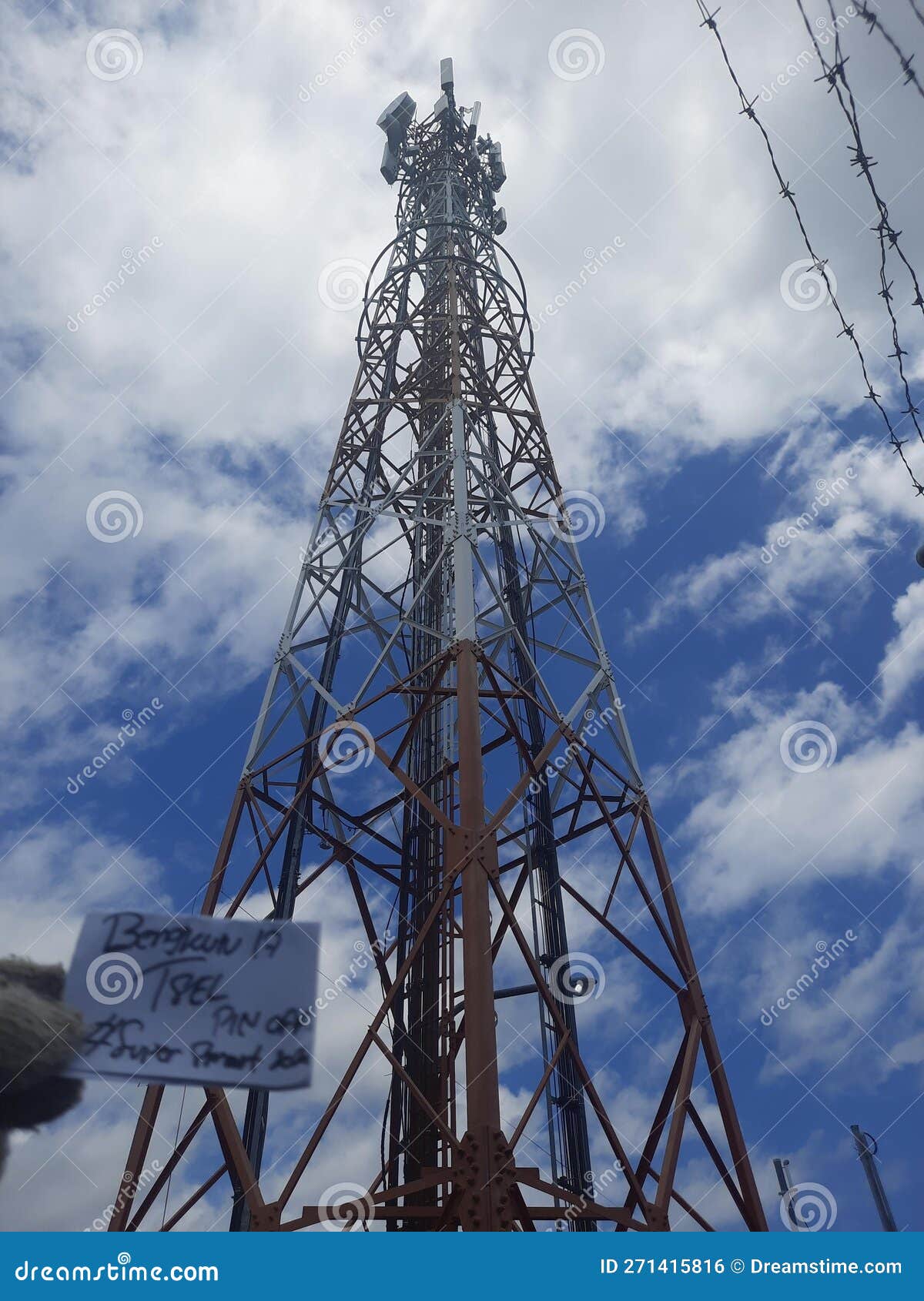 The Drop in Network Speed Makes Work Activities Disrupted Stock Photo ...