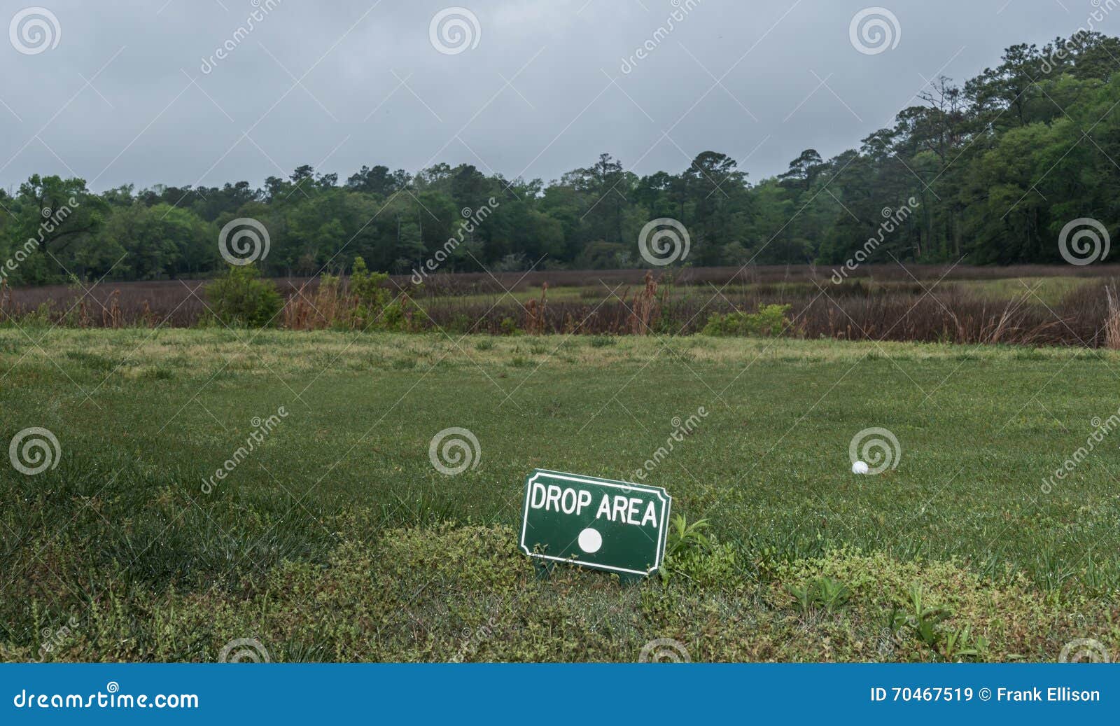 Drop Zone Sign Or Drop Off Sign On The Board At Airport With Blurred ...