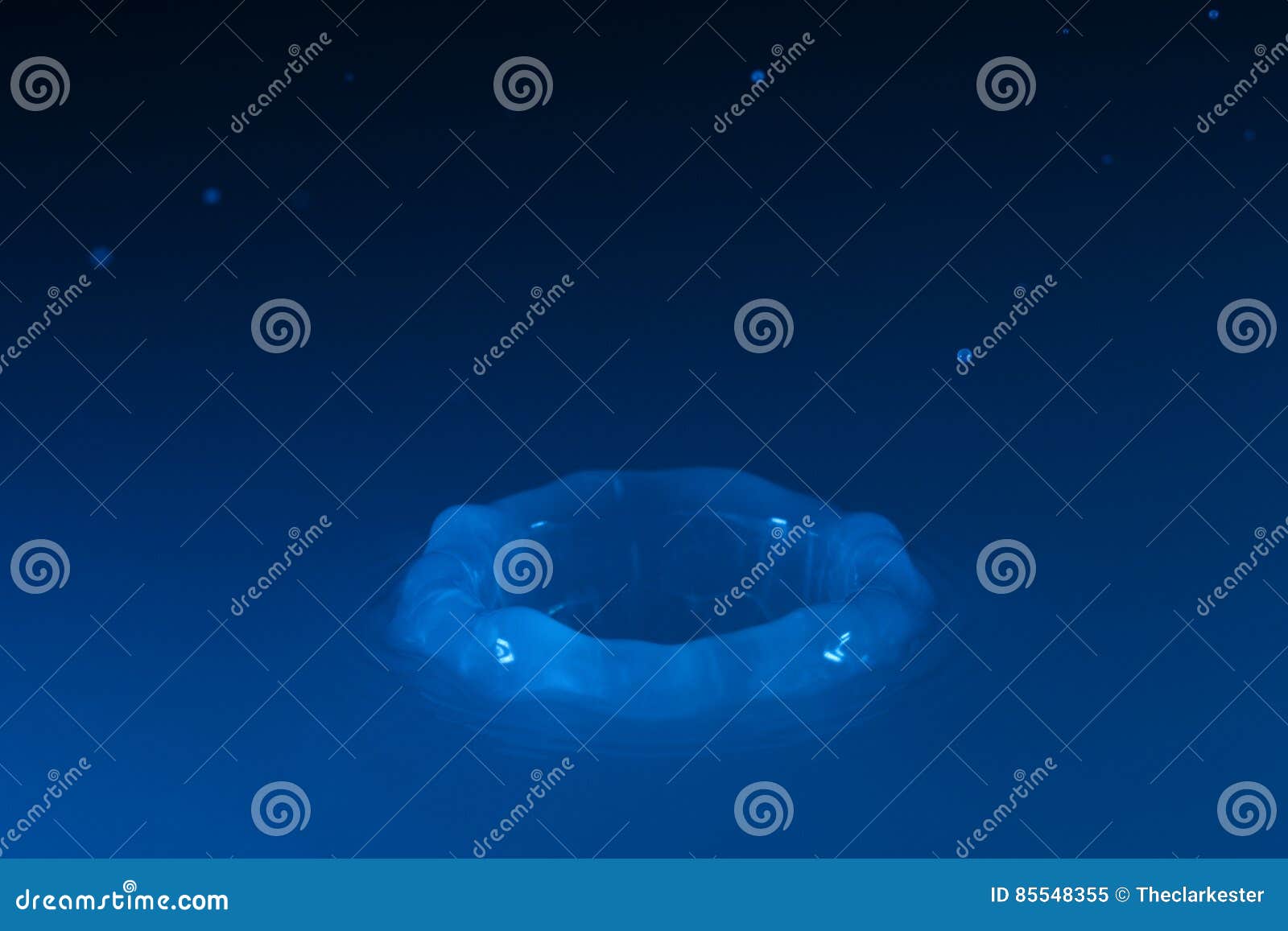 Droplet of Water - Crown Effect Stock Image - Image of drop, liquid ...