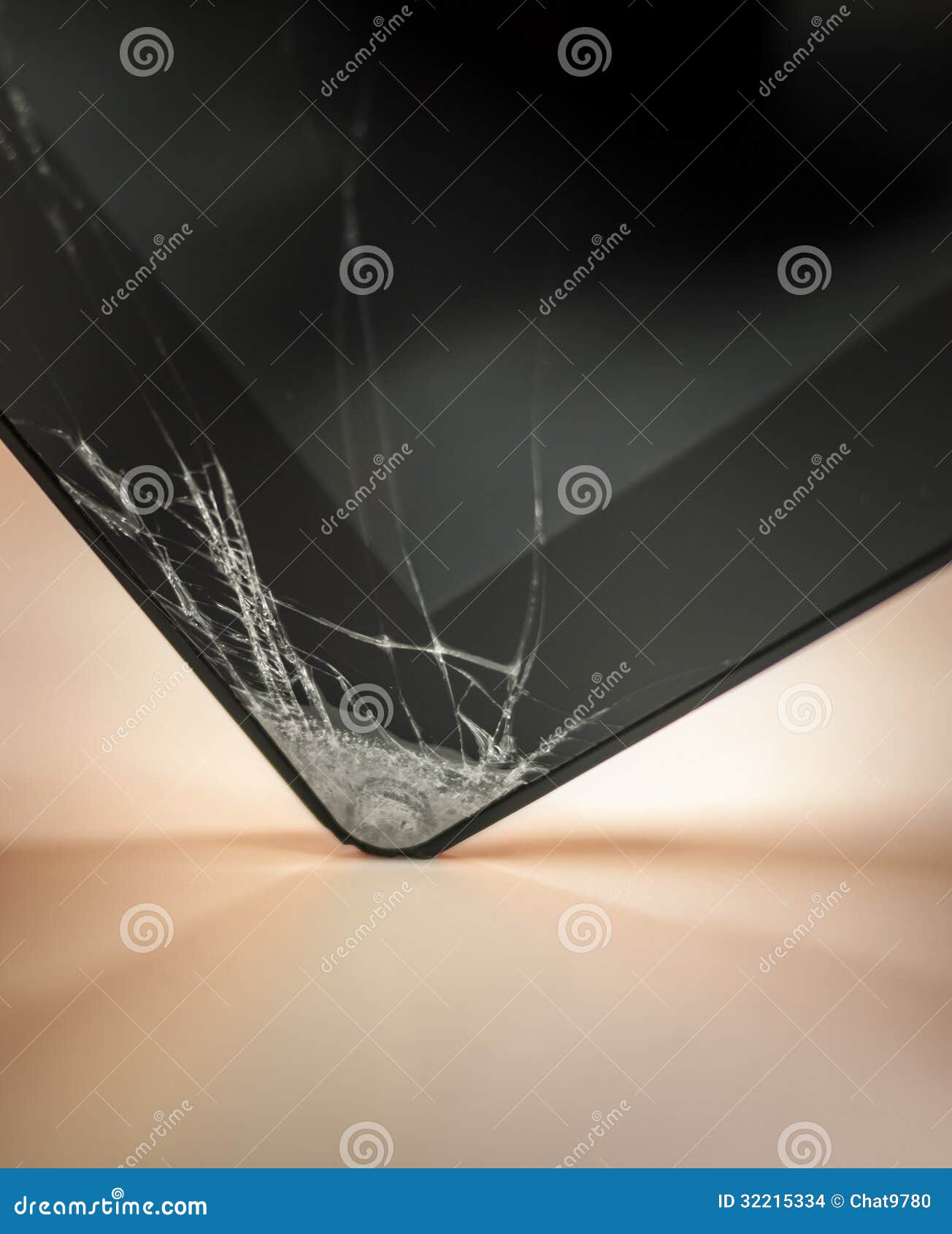 Dropped and cracked tablet stock photo. Image of glass - 32215334