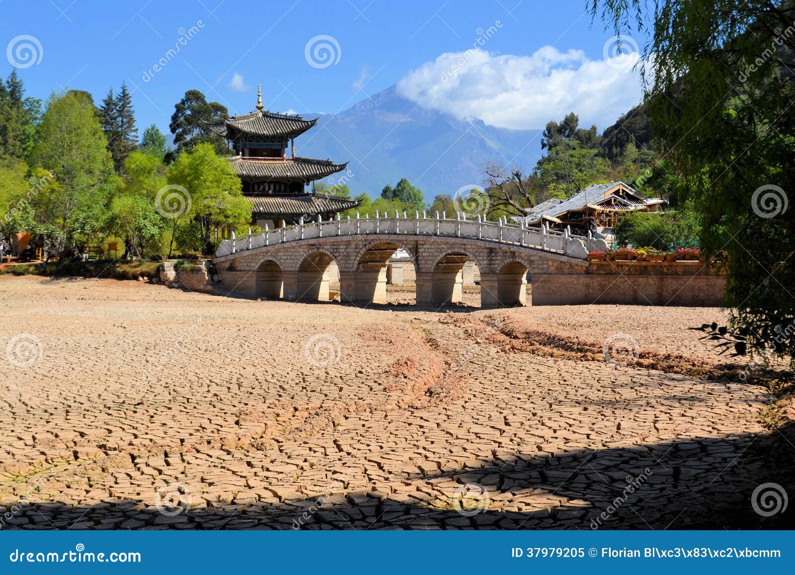 Drought in China, Soil Cracks, Global Warming Stock Image - Image of ...