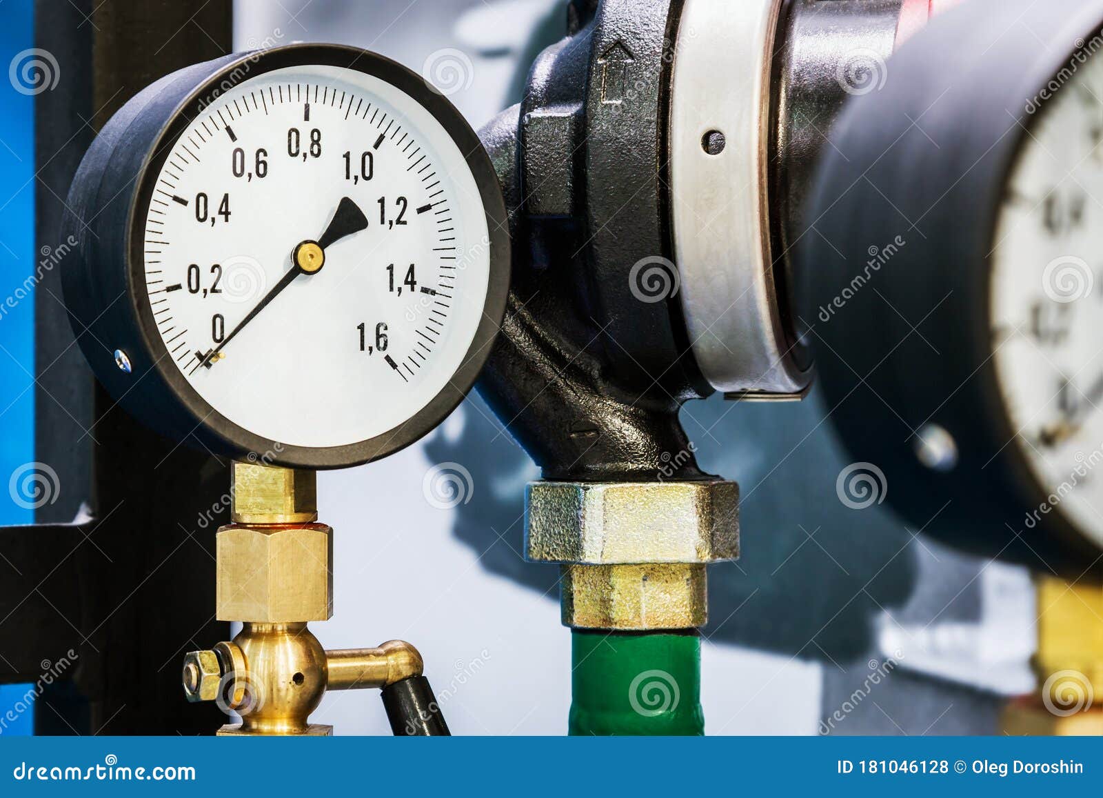 Druckmanometer Installation Auf Eine Wasser- Oder Ein Gas Stockfoto ...
