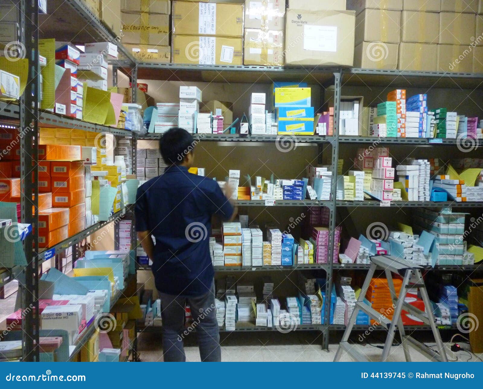 Drug warehouse editorial image. Image of packaging, decision - 44139745