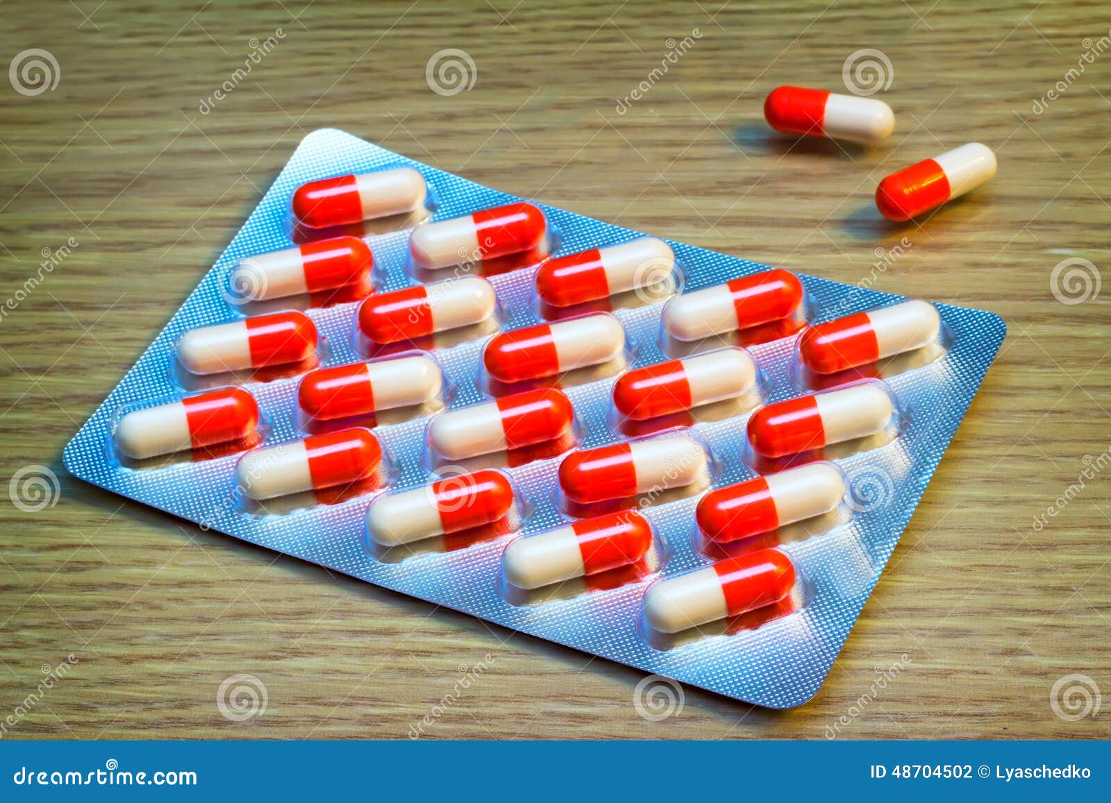 Drugs: Tabletten En Capsules Stock Foto - Image of macro, omega: 48704502