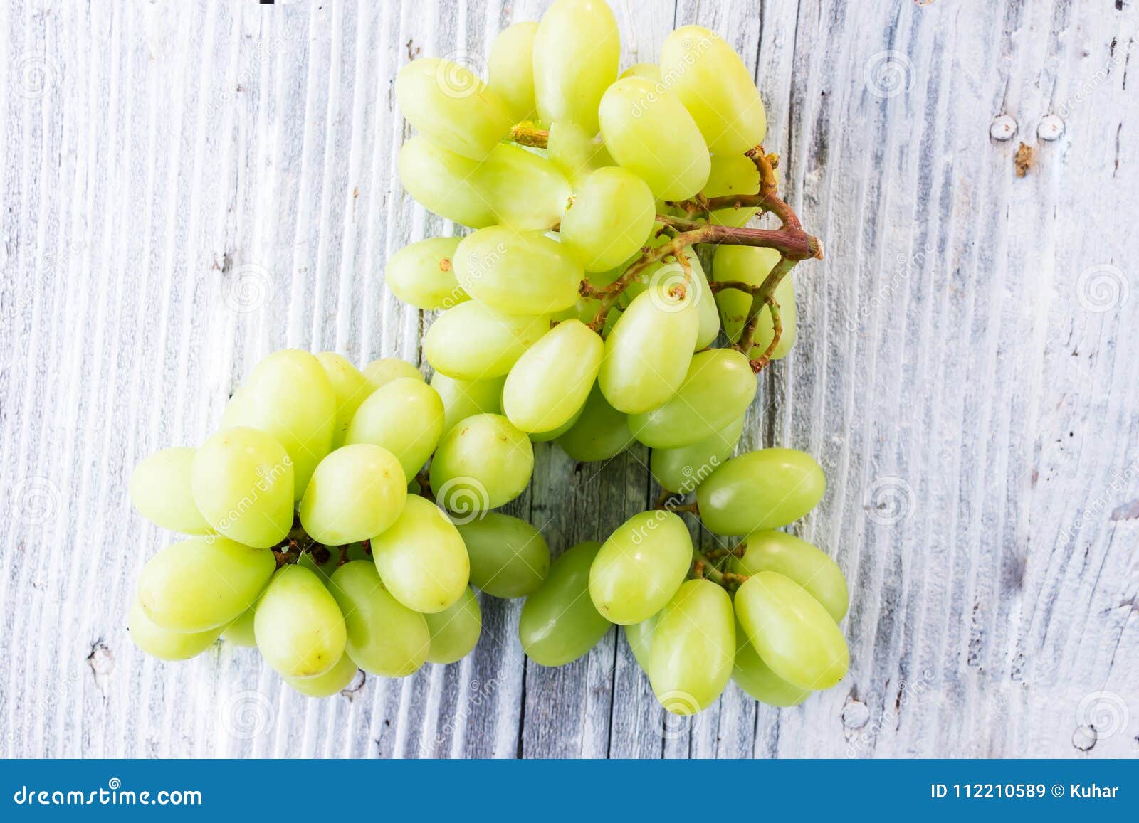 Druif stock afbeelding. Image of voedsel, druif, wijnstok - 112210589