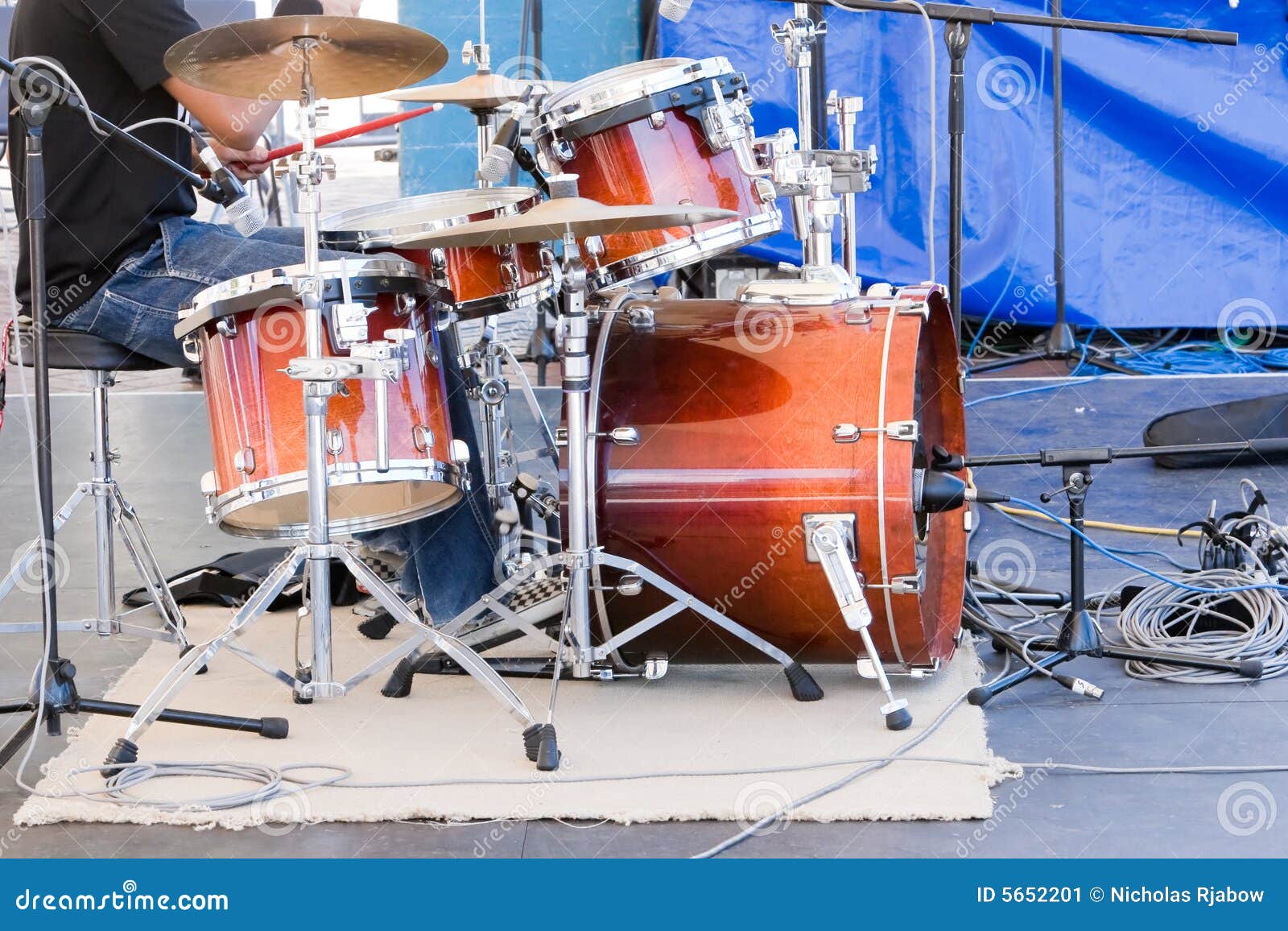 Drum Kit stock image. Image of stands, microphone, musician - 5652201