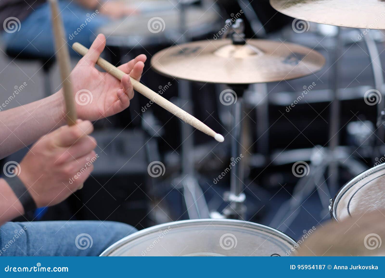The Drummer& X27;s Hands Stock Image - Image of rhythm, blues: 95954187
