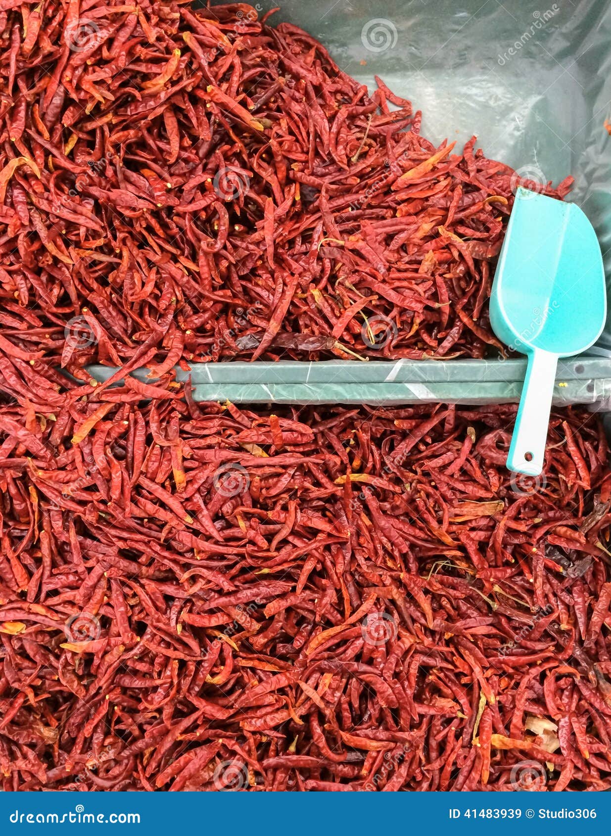 Dry chilli stock image. Image of flavoring, macro, pepper - 41483939