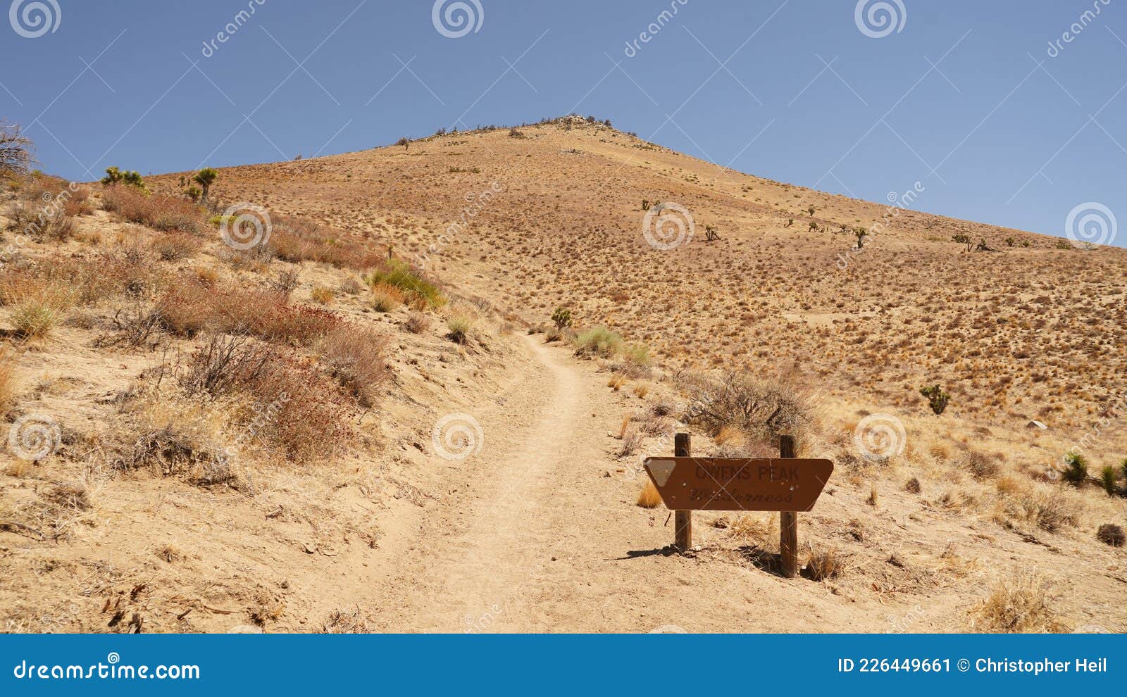 Dry Desert Section of the Pacific Crest Trail from the Tehacapi Pass ...