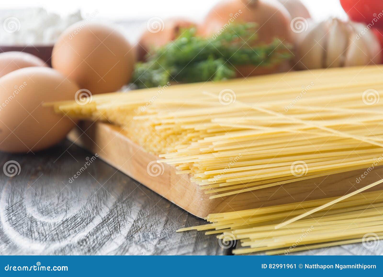Dry pasta spaghetti stock image. Image of dinner, healthy - 82991961