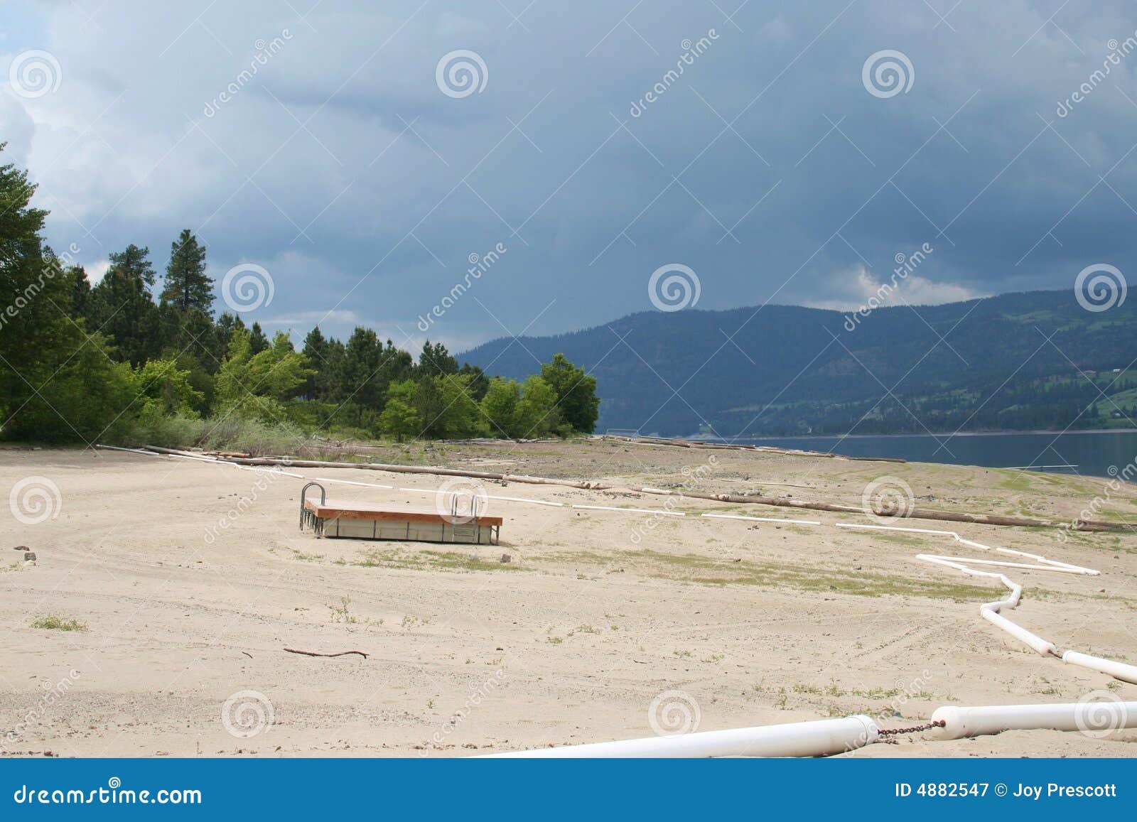 Dry Reservoir Picture. Image: 4882547