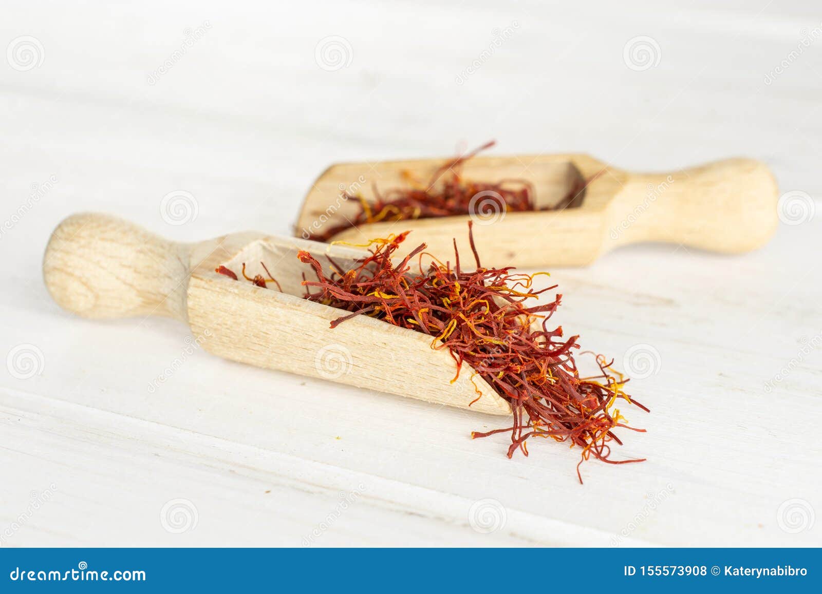 Dry Shaffron Thread on Grey Wood Stock Photo - Image of condiment ...