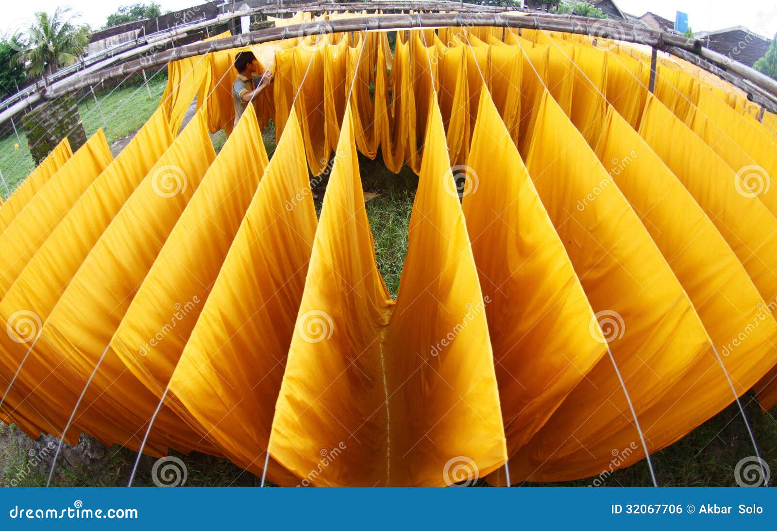 Drying fabric editorial photo. Image of solo, cloth, weather - 32067706