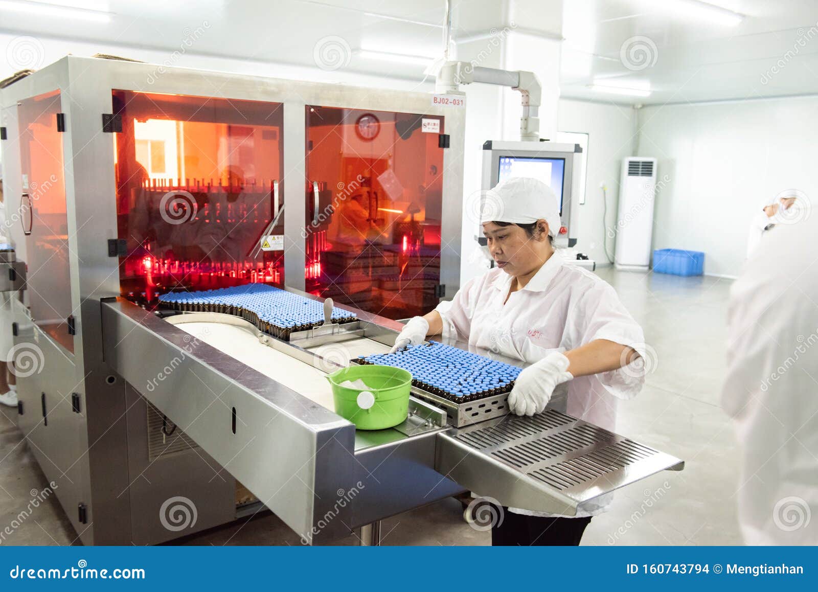 Drying Machine-Drug Packaging Workshop Editorial Stock Image - Image of ...