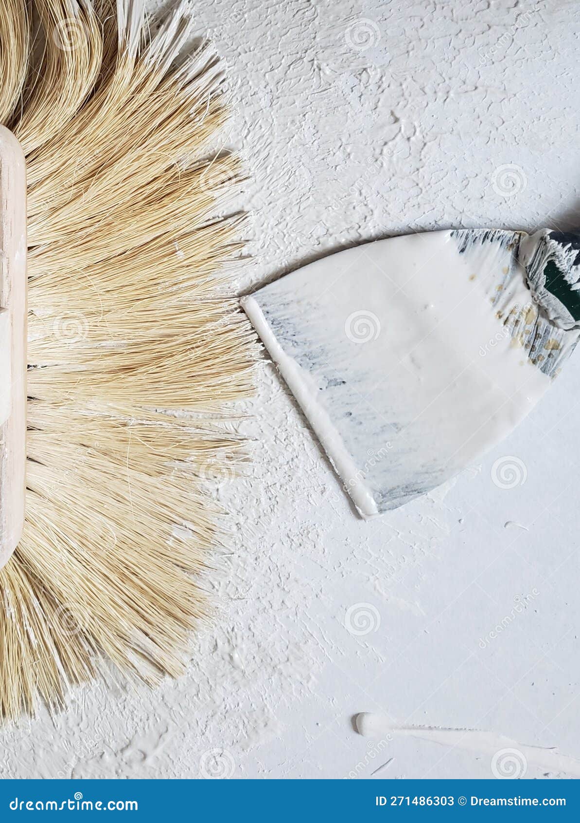 Drywall Texture on Ceiling. Slap Stick and Blade Tool on White ...