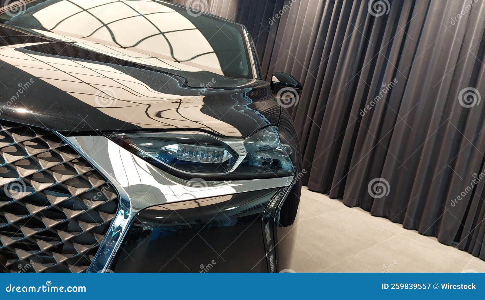 Ds d3 cross back 2022 2023 fotografía editorial. Imagen de parada ...