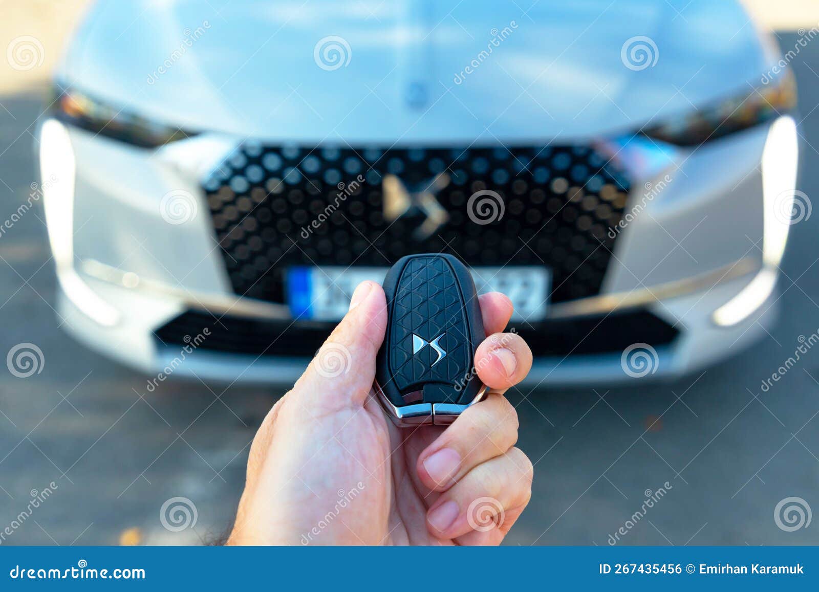 DS 4 editorial photo. Image of front, model, view, tire - 267435456