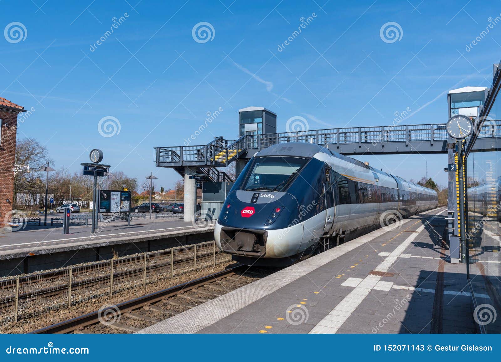 DSB IC4 regional train set editorial stock photo. Image of countryside ...
