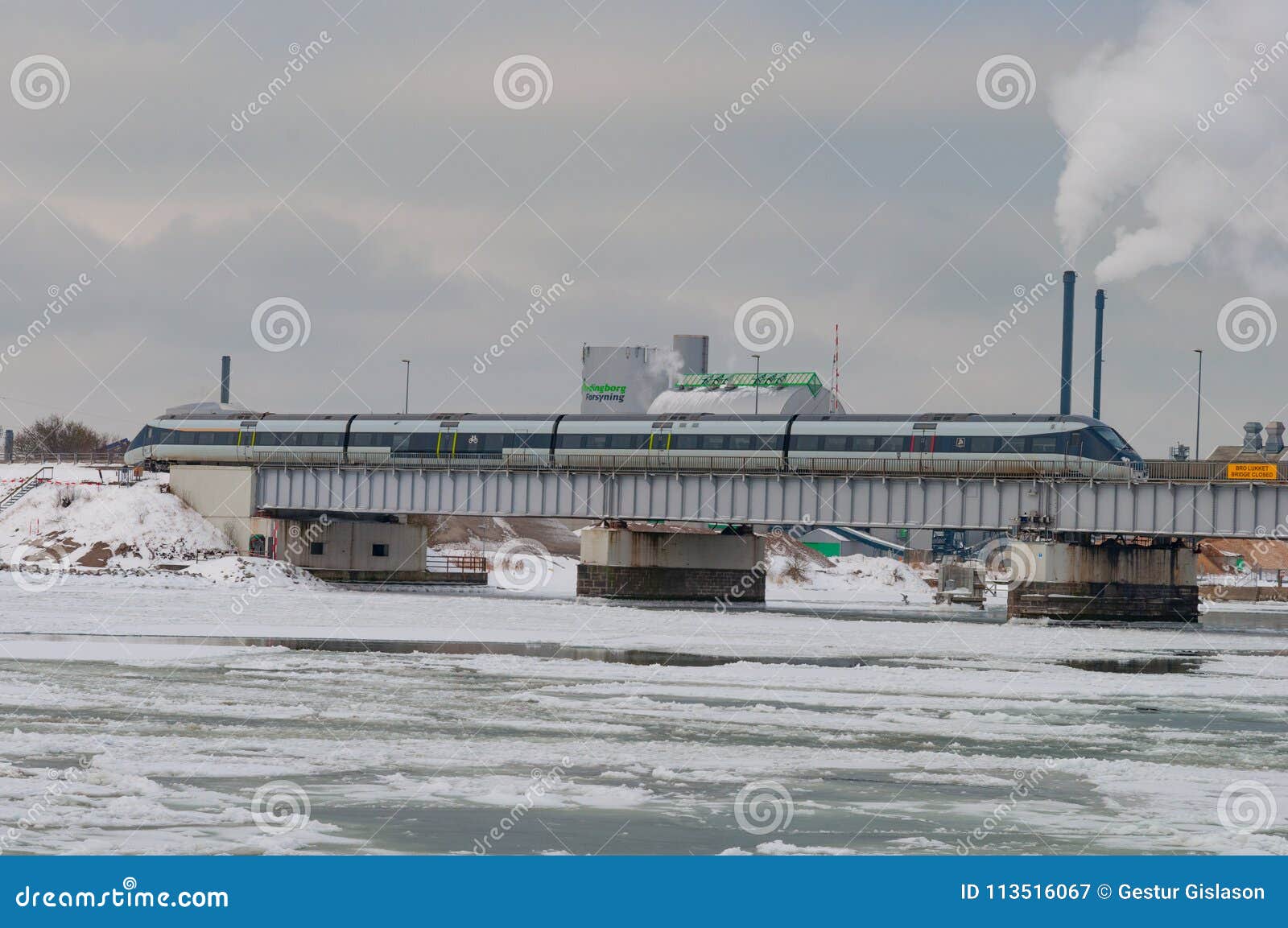 DSB IC4 Train Passing the Masnedsund Bridge Editorial Photography ...