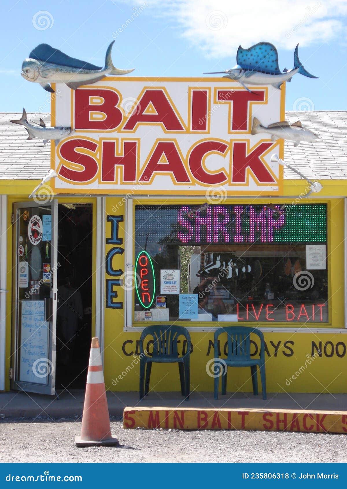 Shrimp today Bait Shack editorial stock photo. Image of starts - 235806318