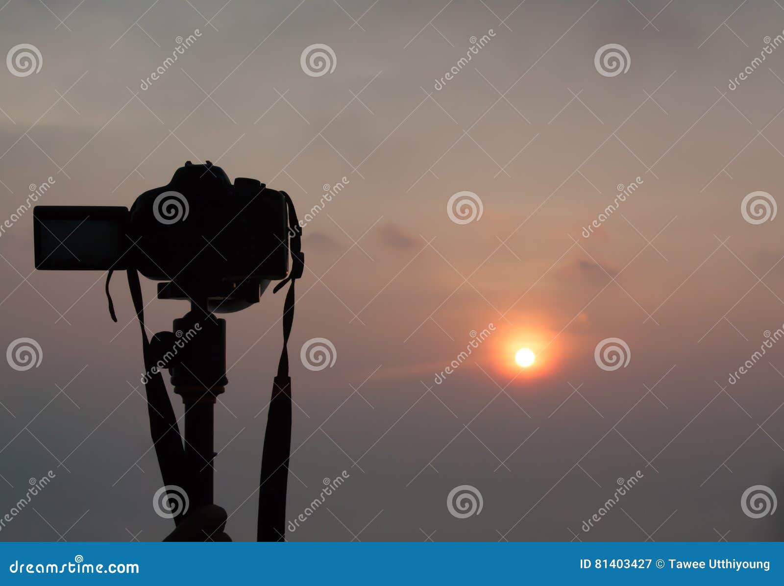 DSLR Camera with Sunrise View Stock Image - Image of focus, flare: 81403427