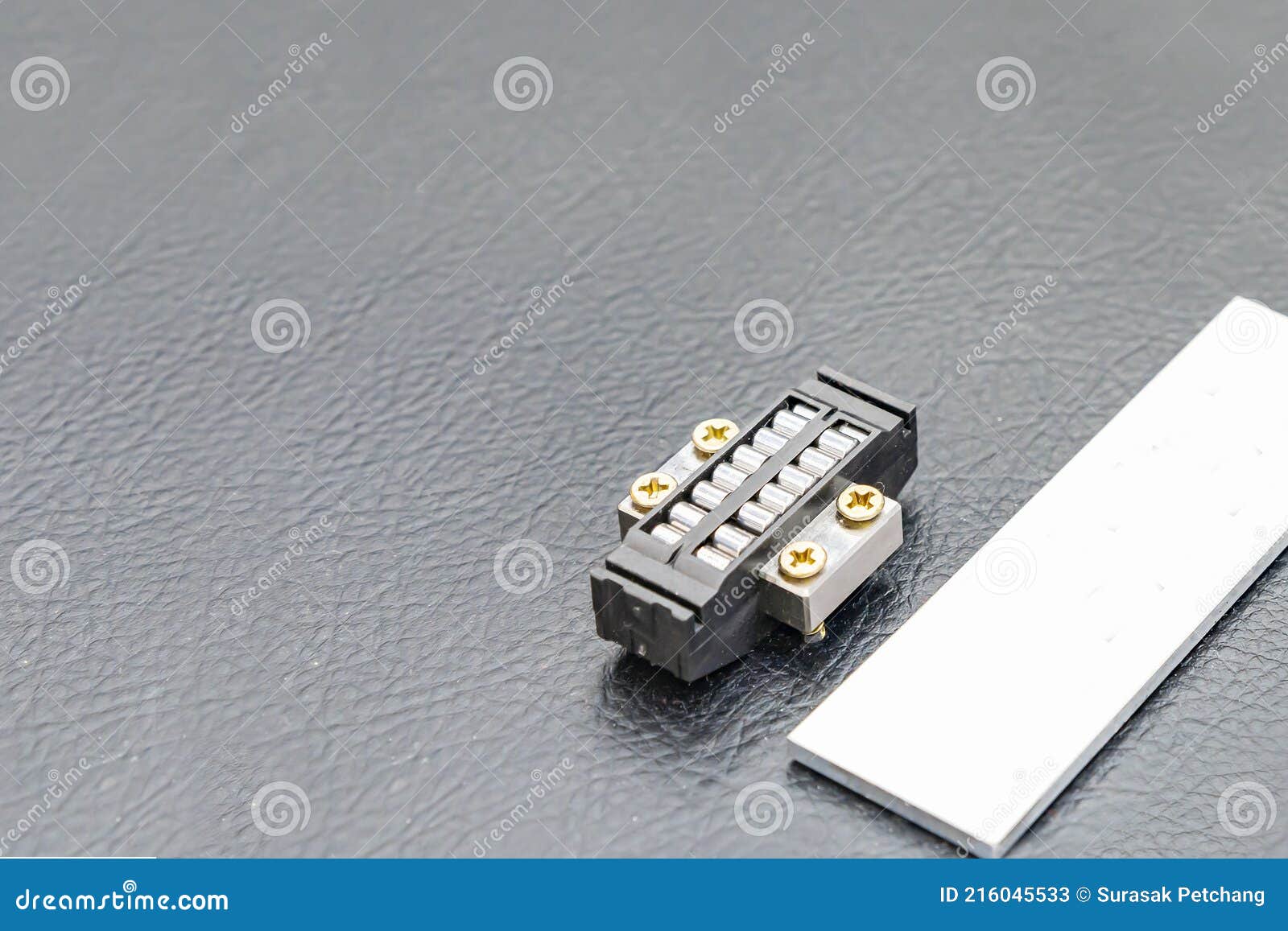 Dual Roller Compact Linear Guide for High Load Performance and Rigidity ...