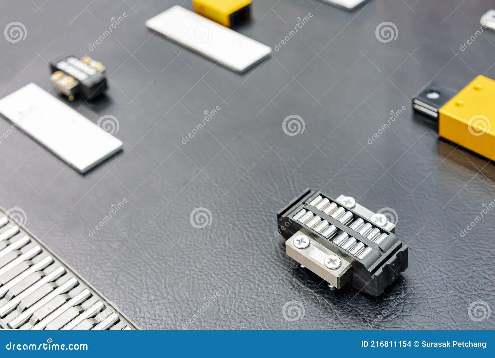 Dual Roller Compact Linear Guide For High Load Performance And Rigidity ...