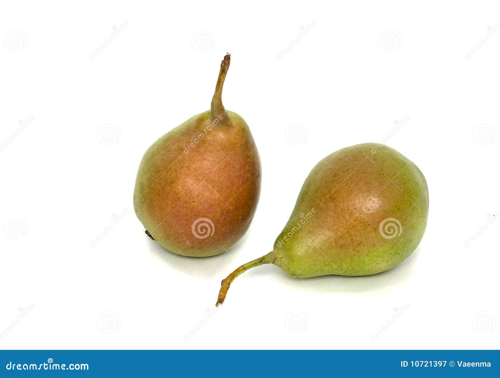 Duas peras imagem de stock. Imagem de amarelo, isolado - 10721397