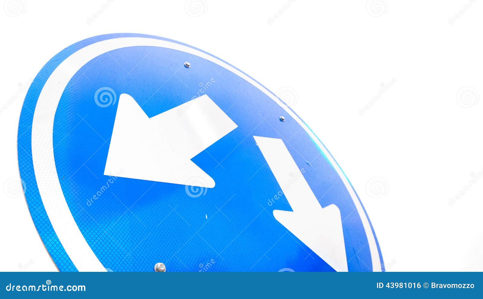 Duas Setas Em Um Sinal De Tráfego Foto de Stock - Imagem de conceito ...