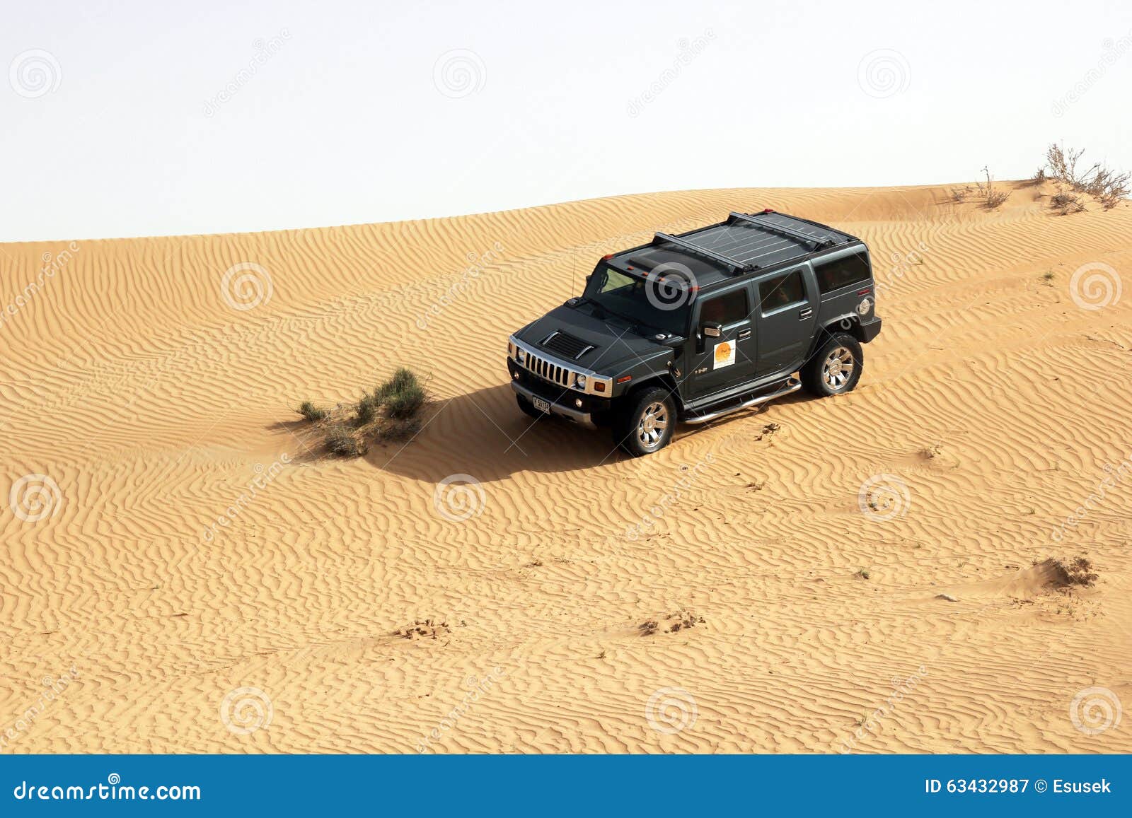 Dubai. Desert driving editorial photography. Image of nature - 63432987